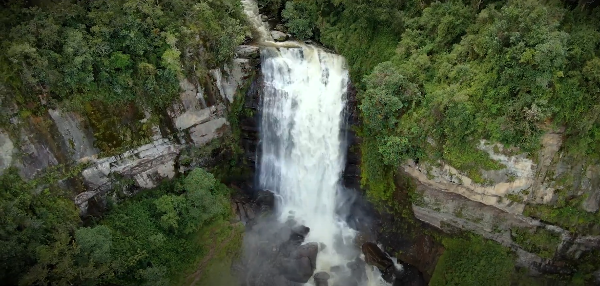 Cascada de Sueva: Un Paraíso Natural en Cundinamarca - Oistevos.com